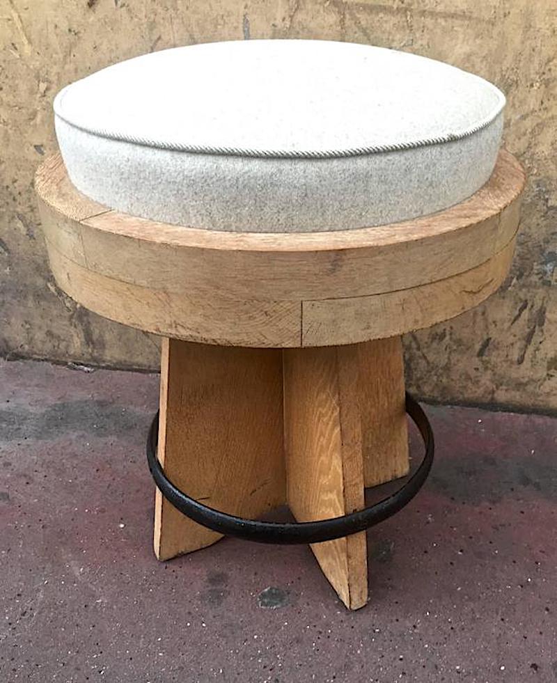 Awesome Modernist Round Stool in Oak, Newly Covered with an Iron Circle