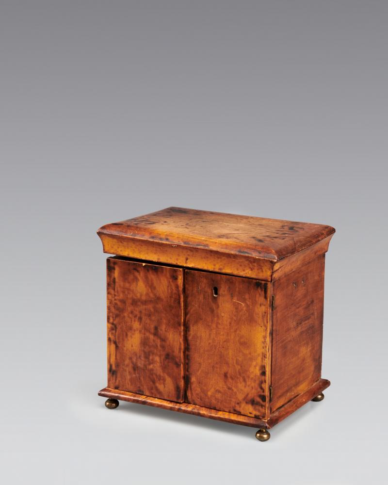 Trinket Box with Faux Tortoiseshell Decoration