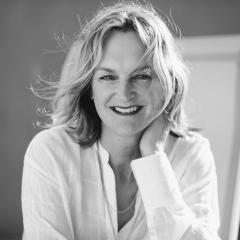 Artist Andrea Claire