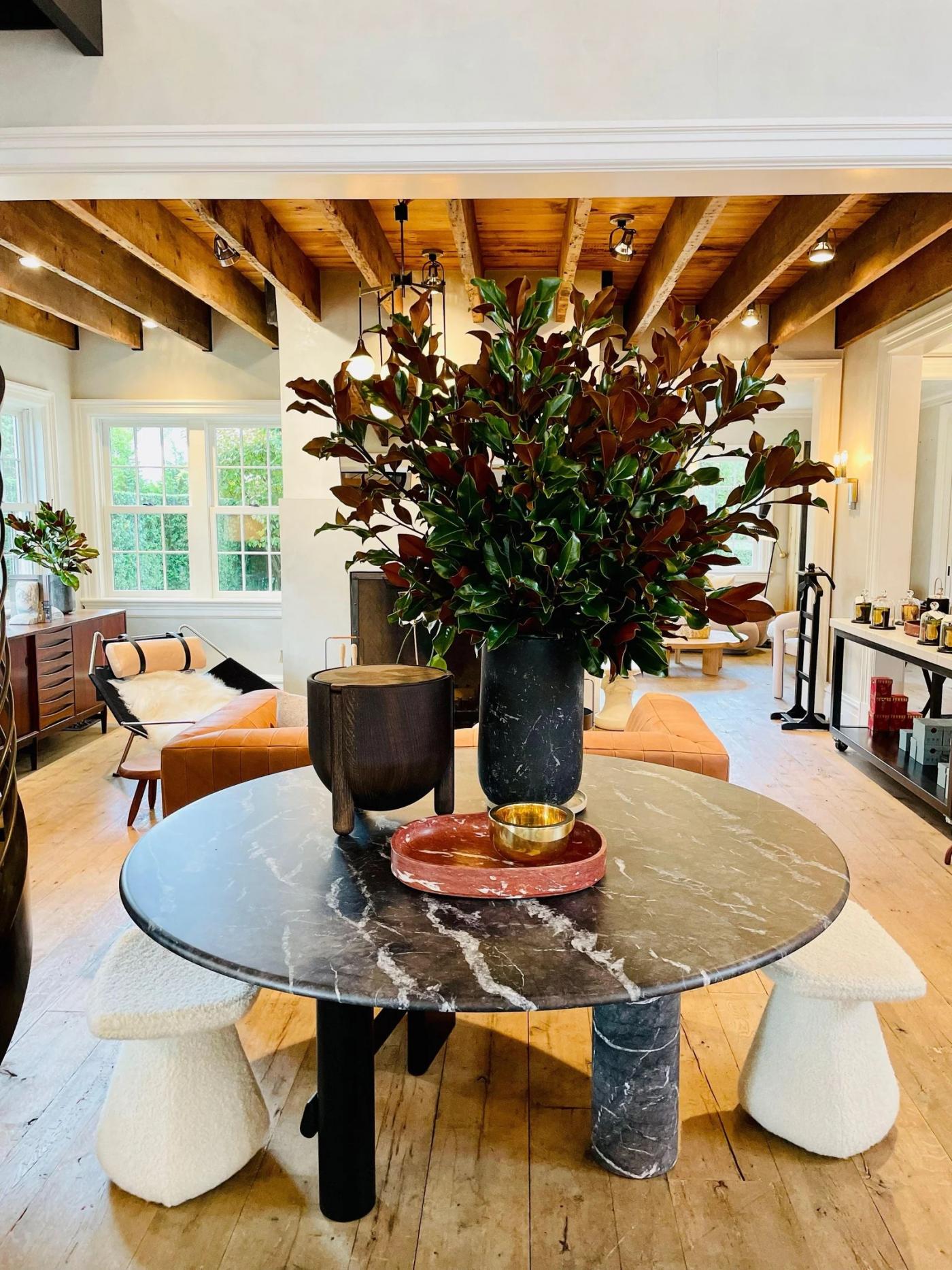 Cassina - 559 SENGU DINING TABLE