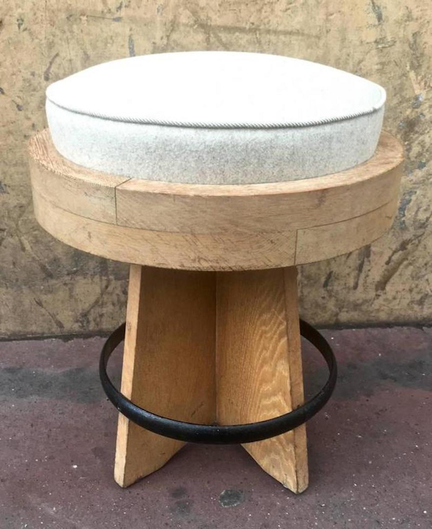 Awesome Modernist Round Stool in Oak, Newly Covered with an Iron Circle