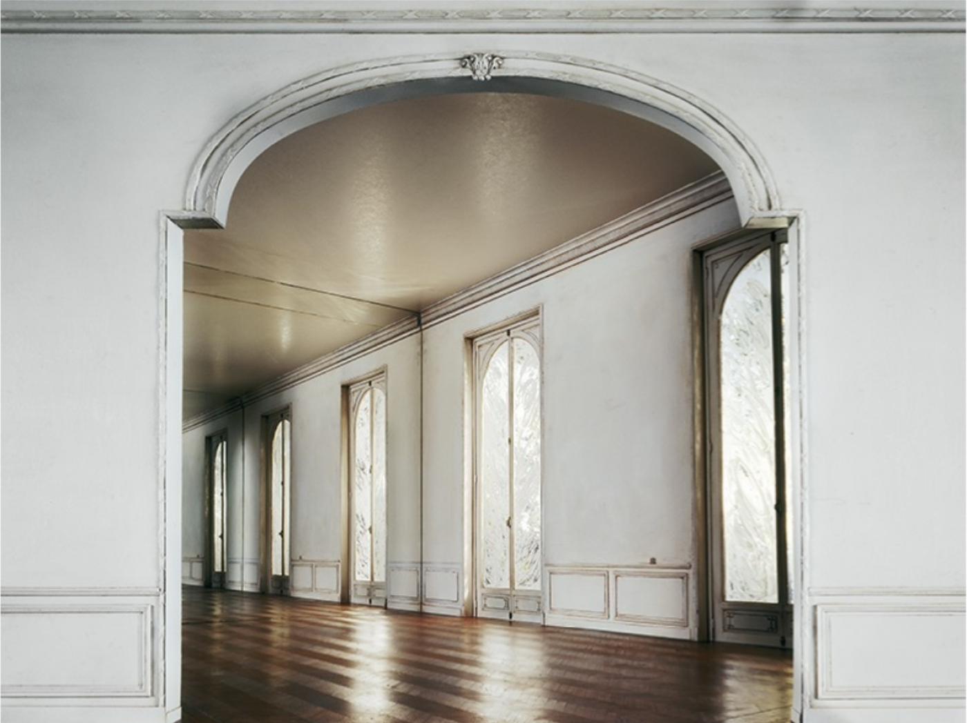Charles Matton - White Lounge, Grand Hall, 1991