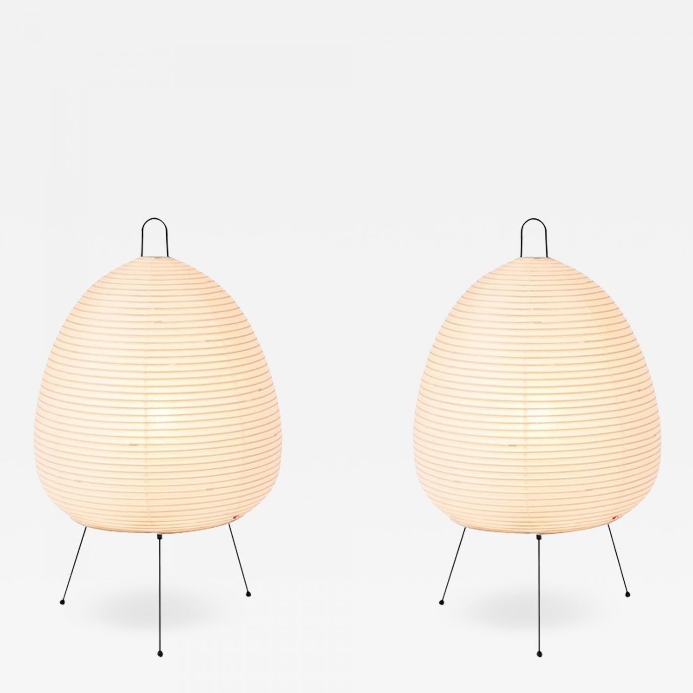 Isamu Noguchi - Pair of Akari Model 1A Light Sculptures by Isamu Noguchi