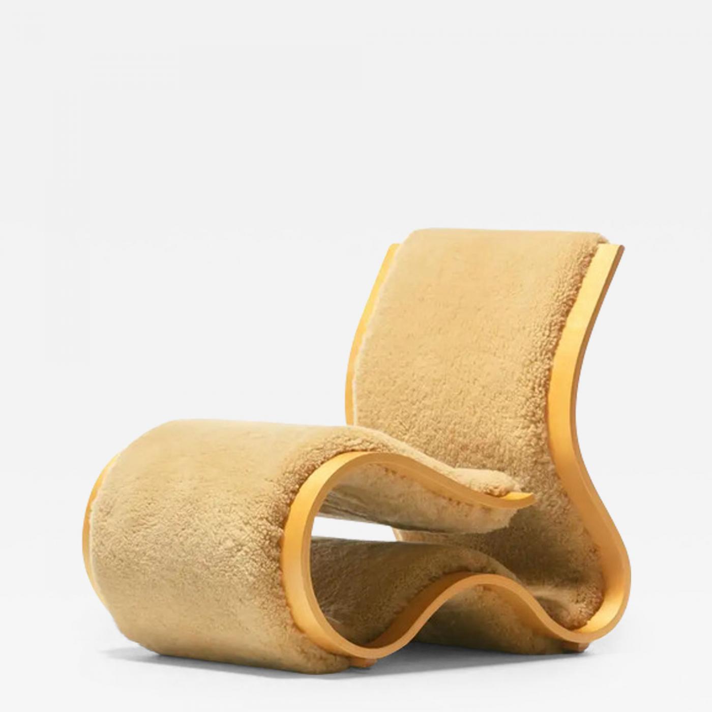 Karim Rashid - Kurve Post Modern Lounge Chair by Karim Ashid in ...
