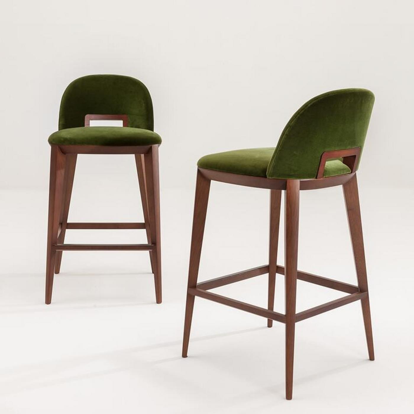 Laura Meroni - MARGARET | BAR CHAIR