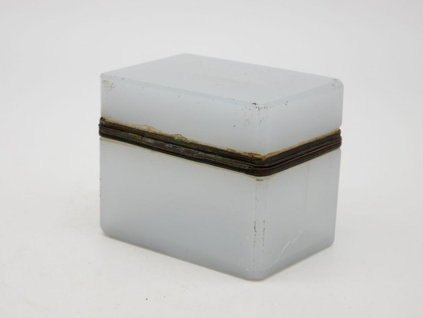 Opaline Box