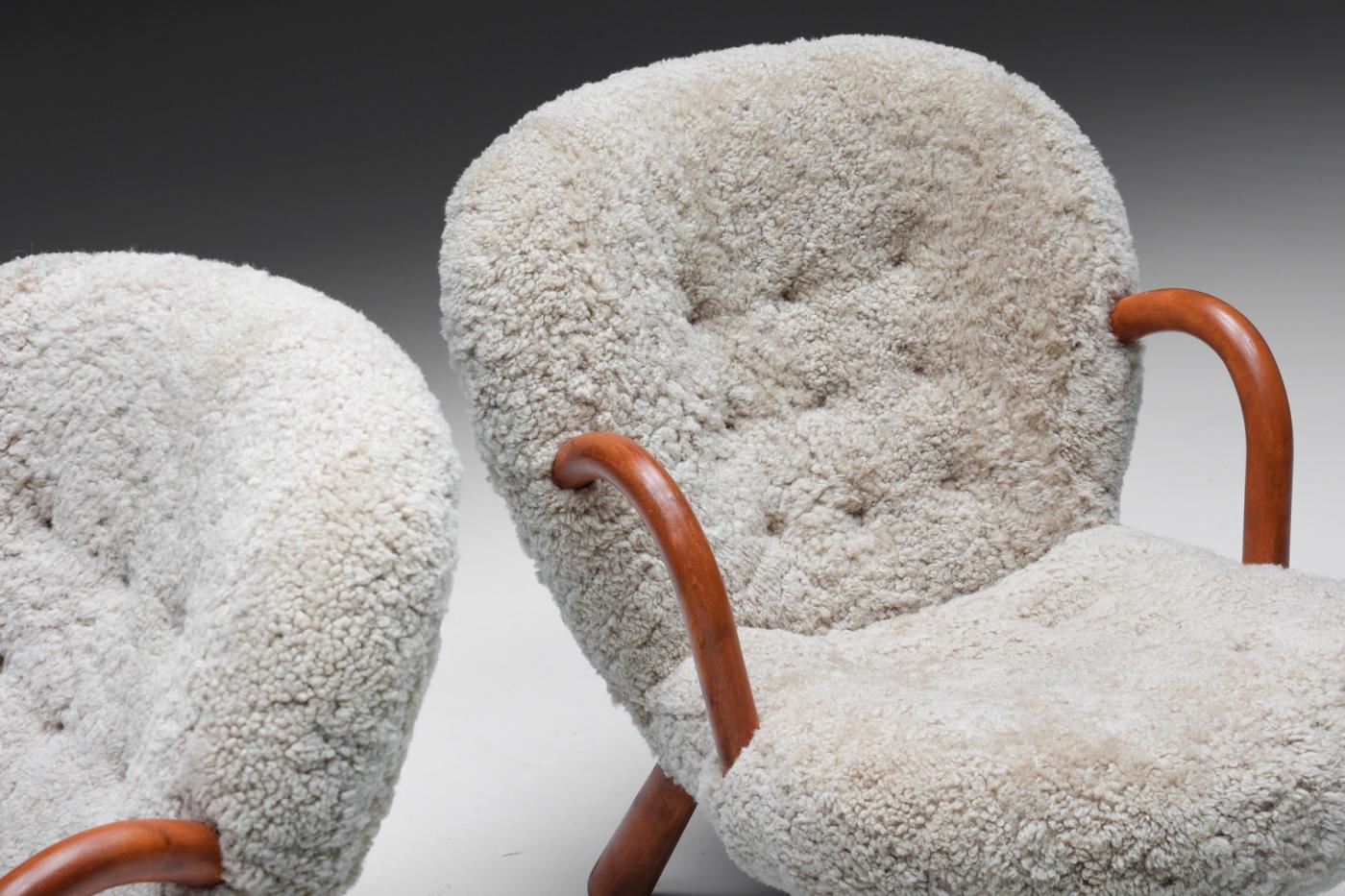 Philip Arctander - Clam Chair in Sheepskin by Philip Arctander - 1944
