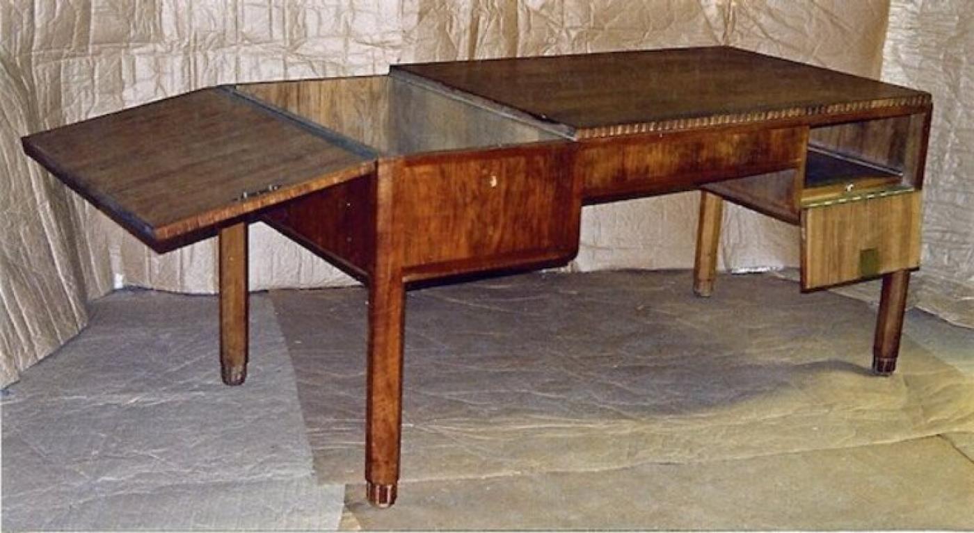 Rene Joubert - DIM (Joubert et Petit) mahogany desk